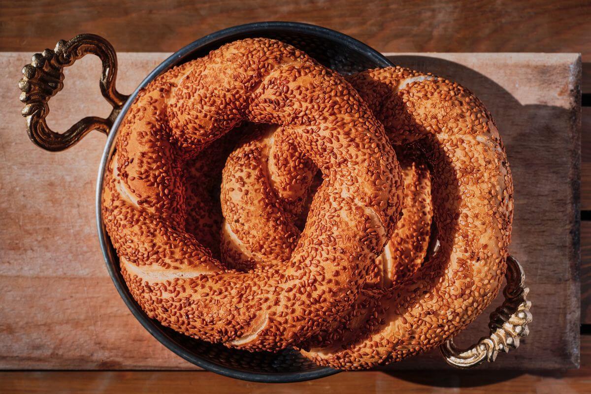 10 Must-Try Street Foods Around the World That Will Excite Your Taste ...